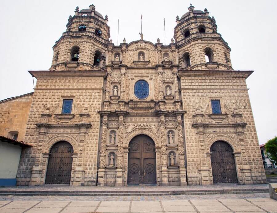 Cajamarca : Machu Picchu Brasil